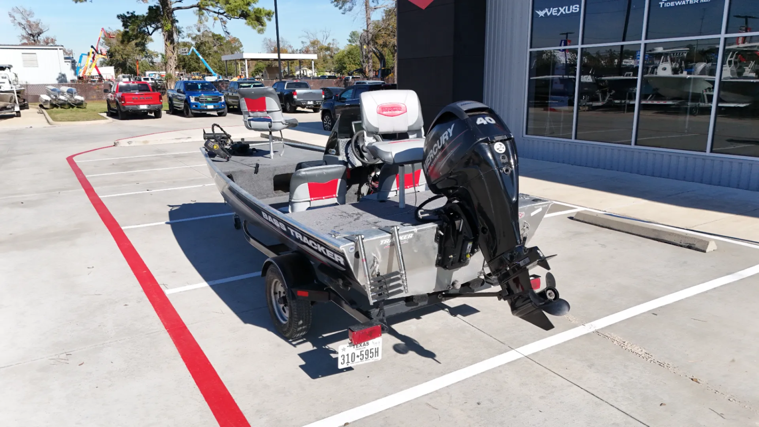 2014 16' TRACKER PRO 160 - Premier Boating Centers