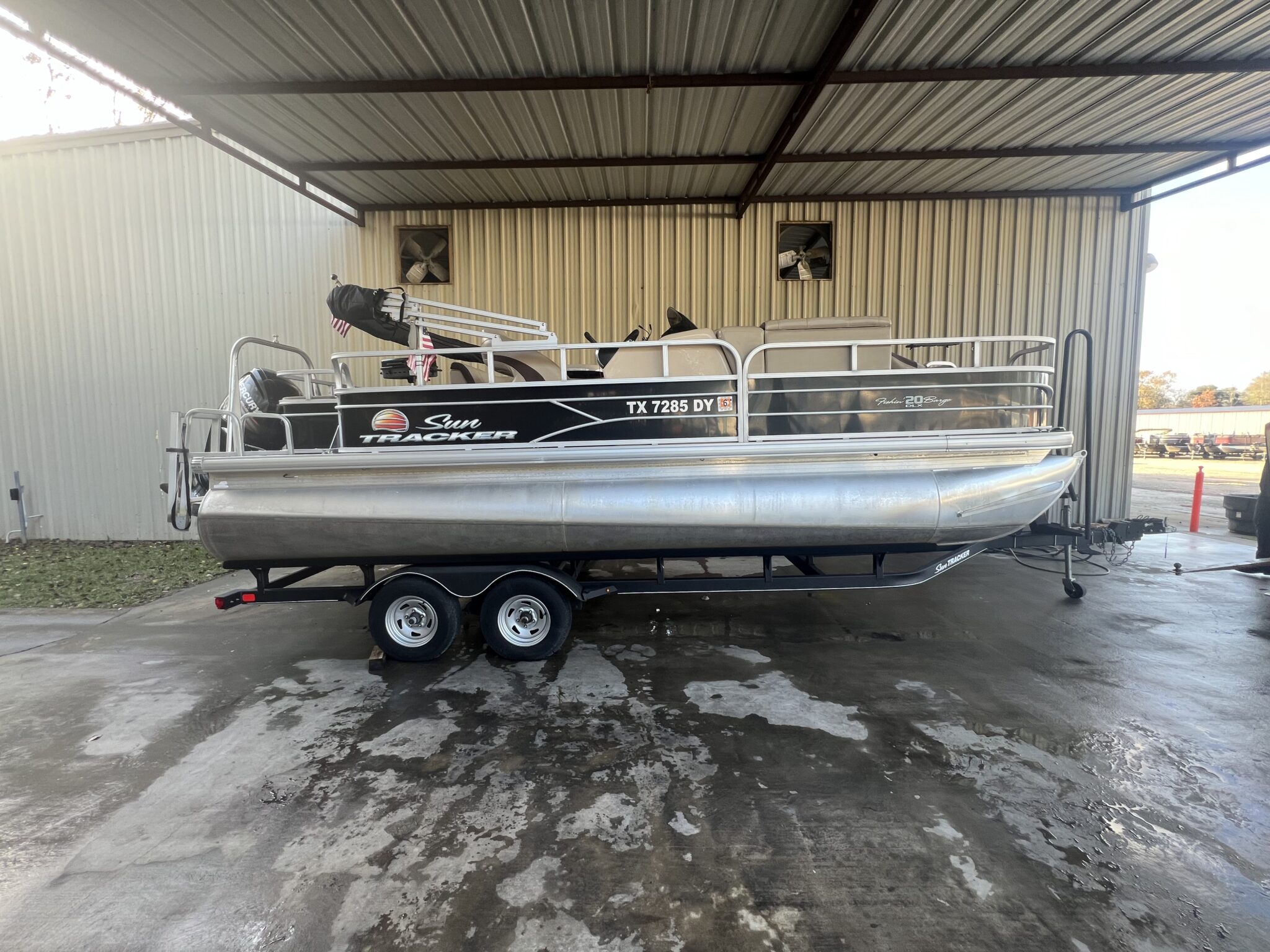 2018 20' SUNTRACKER FB20 - Premier Boating Centers
