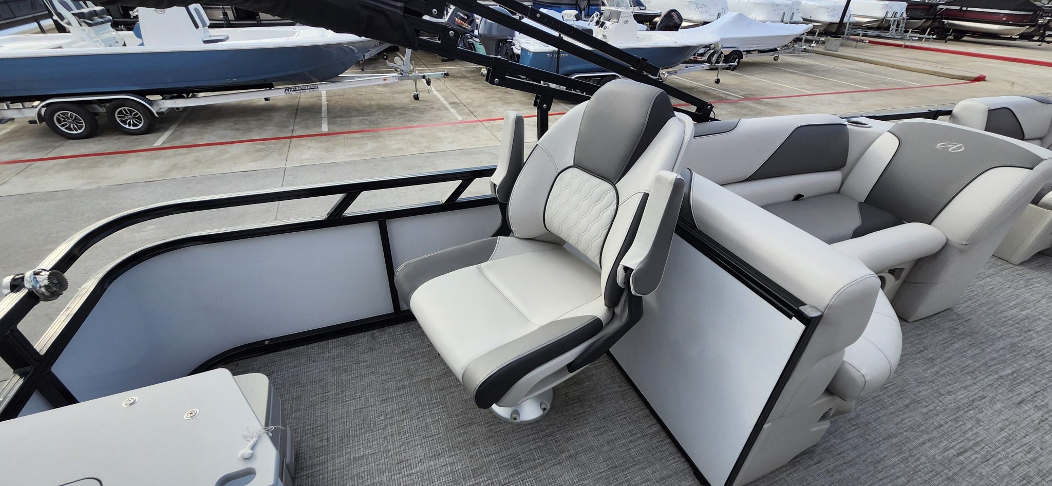 2023 21' AVALON VEN 2180 FNC - Premier Boating Centers $46,900 PRE-0417A