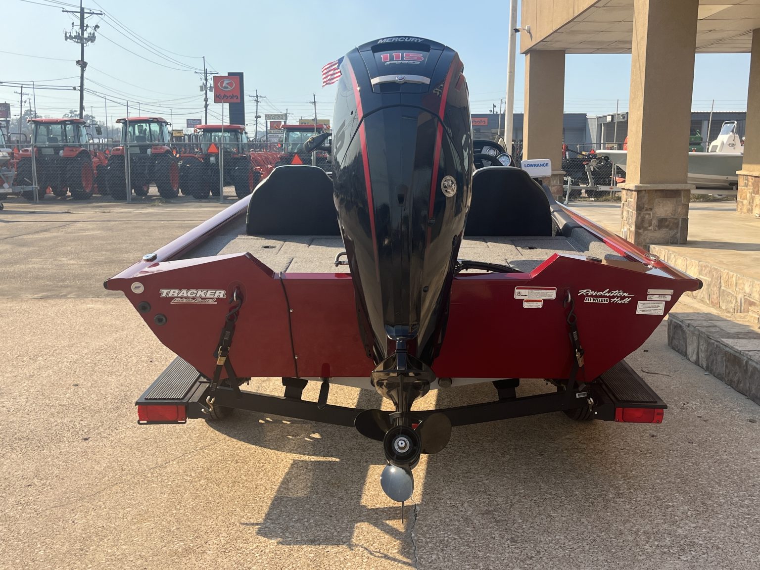 2024 19' TRACKER PT190XTE - Premier Boating Centers