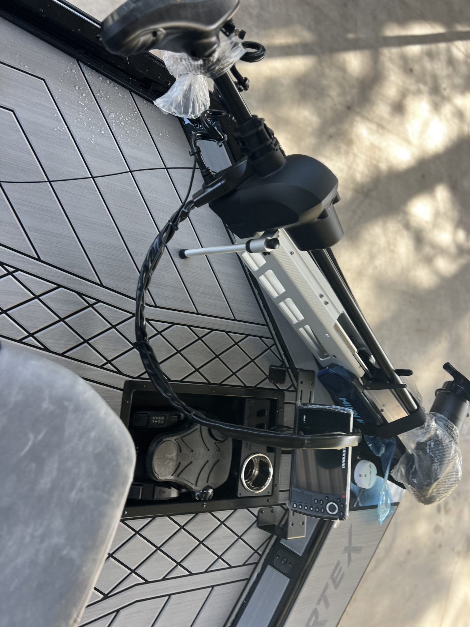 2025 18' AVID 18 VERTEX - Premier Boating Centers