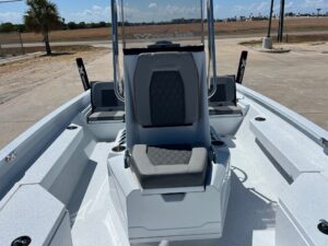 2025 20' XPRESS H20 BAY - Premier Boating Centers