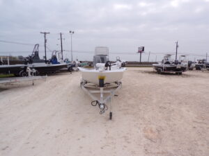 2025 20' XPRESS H20 BAY - Premier Boating Centers