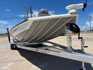 2025 20' XPRESS SW20B - Premier Boating Centers