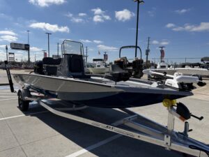 2026 20' XPRESS H20B - Premier Boating Centers