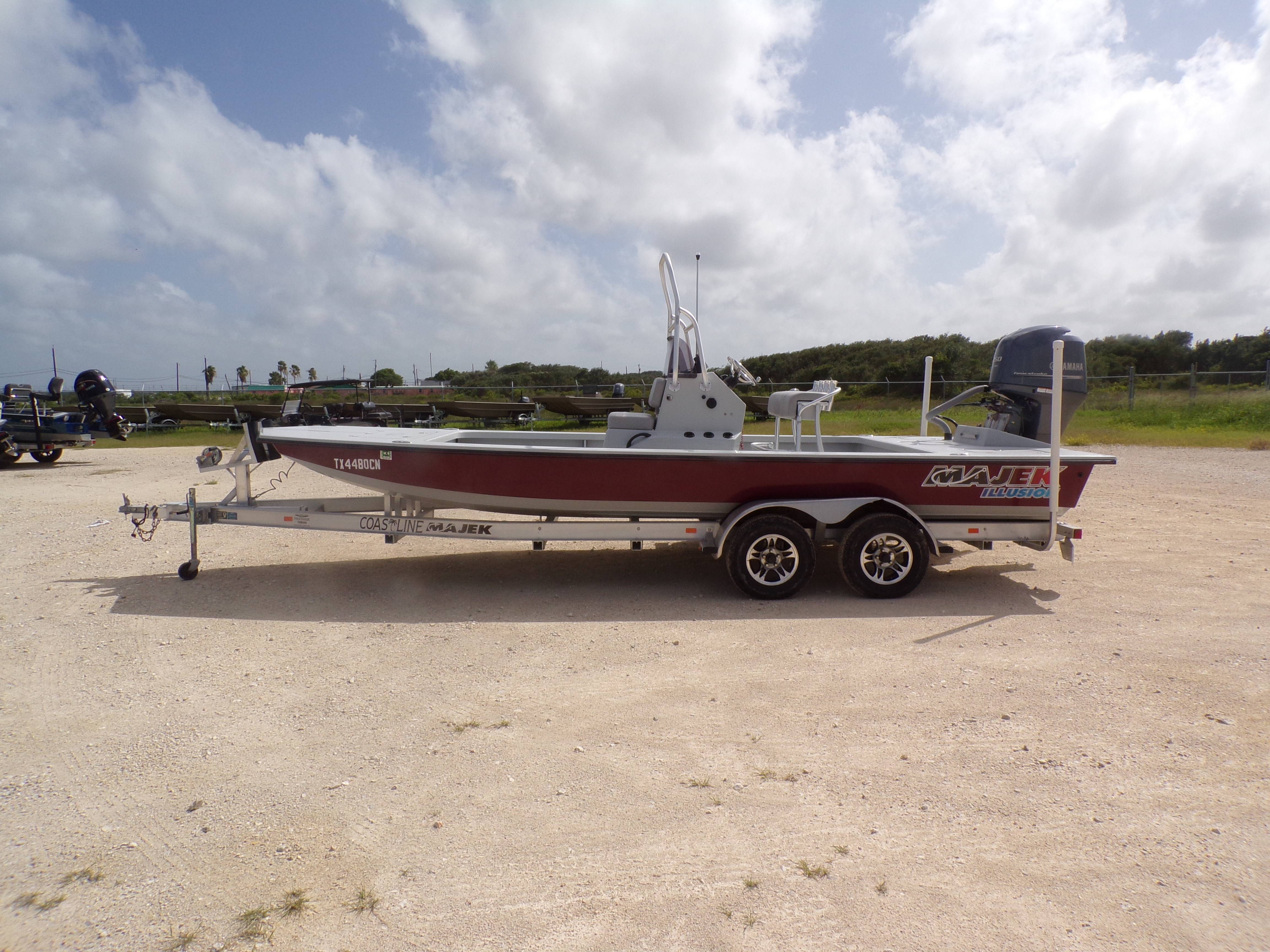2015 22' MAJEK 22 ILLUSION - Premier Boating Centers $32,995 PUR-075A